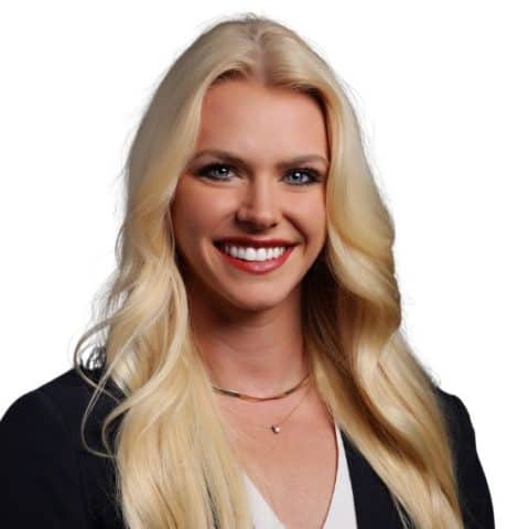 Mia Barron Uses Skills to Recruit Top Level Executives